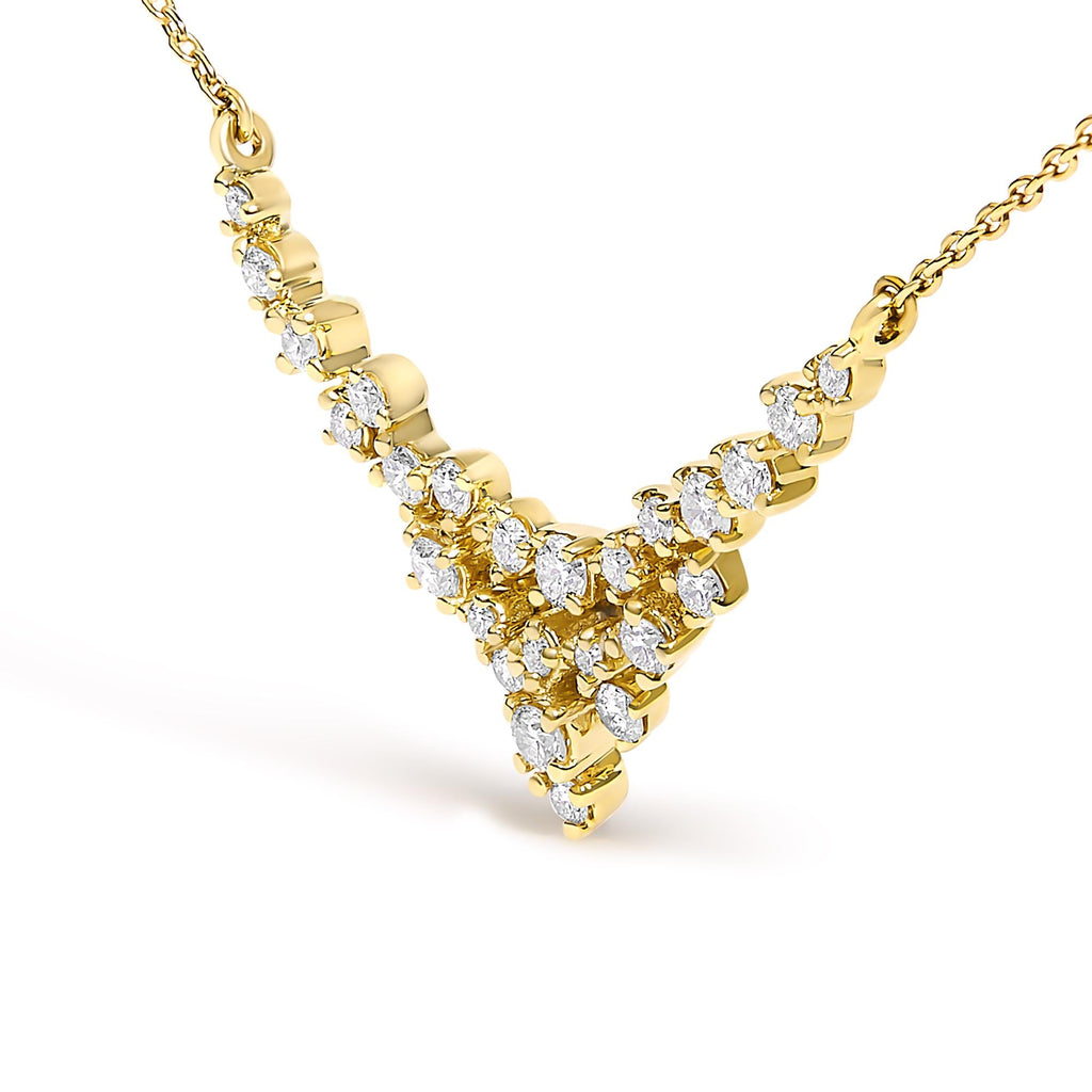 14K Yellow Gold 1/2 Cttw Diamond Scattered "V" Necklace (I-J Color, SI